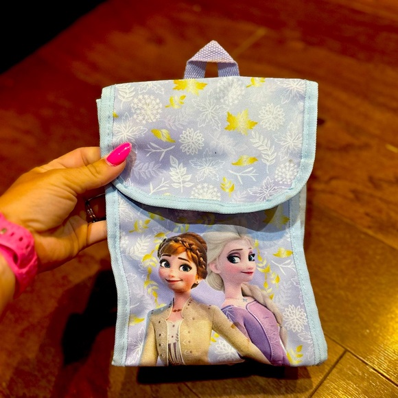 Disney | Accessories | Disney Frozen Elsa Anna Lunch Box | Poshmark